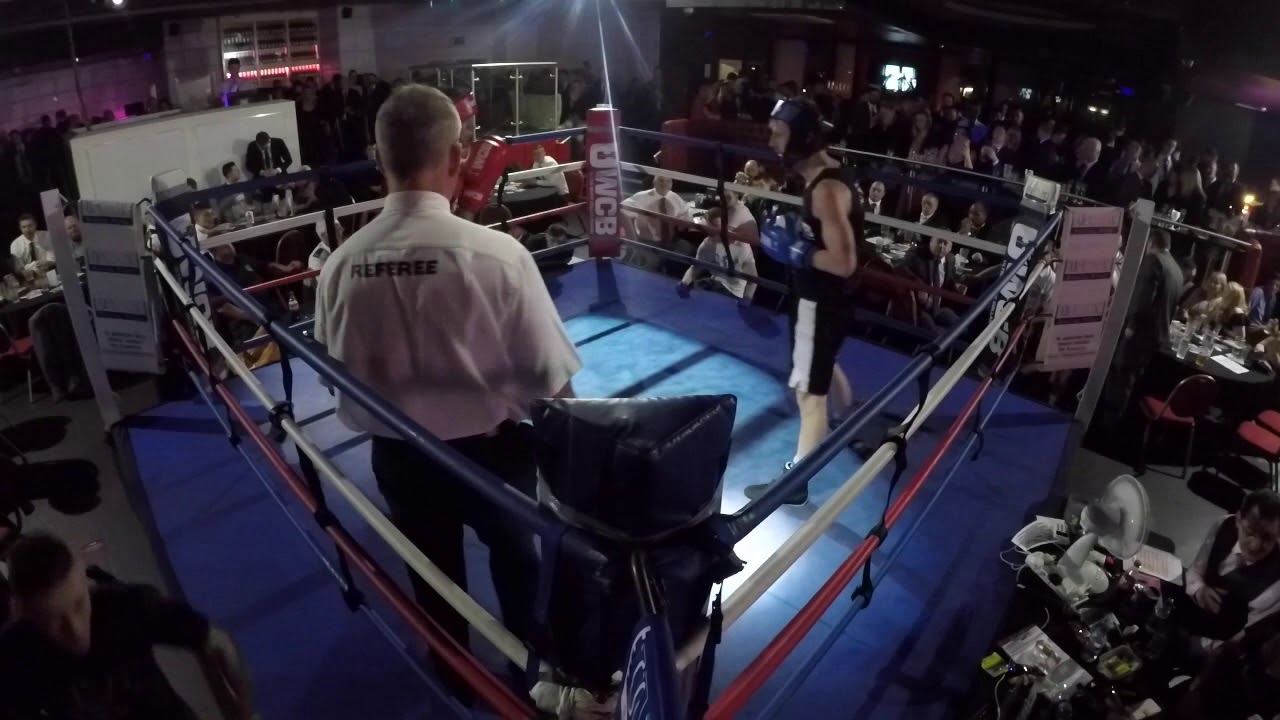 Ultra White Collar Boxing | Stafford | James Devlin VS Andy Fennell ...