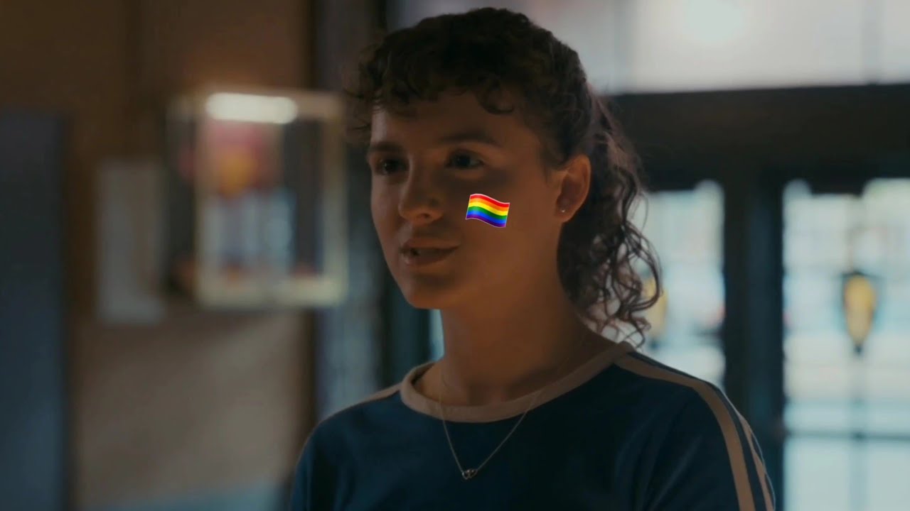 How did you know you liked...movies scene - Paper girls - YouTube