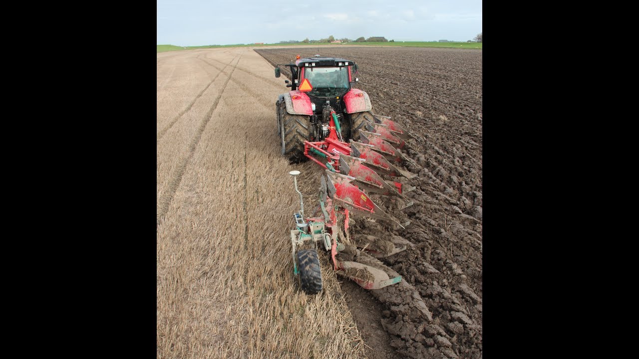 Universal 650m la arat & pp4 - YouTube