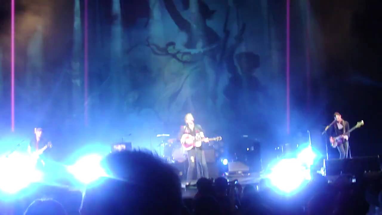 Coldplay - Violet Hill Live Hartford, CT May 23 2009 - YouTube