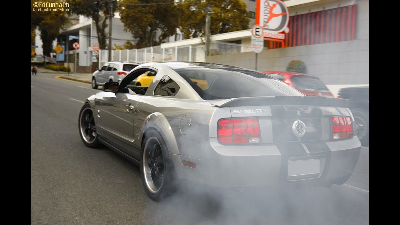 Ford Mustang Shelby GT500 - Insane Burnout! - YouTube