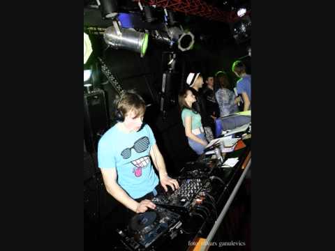 DJ AWQ Ft Richi - Fucking Love (Prewiew)