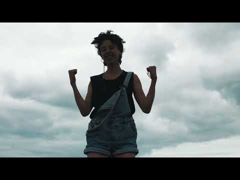 SUR LE FIL - L'Albatros feat MC VIK