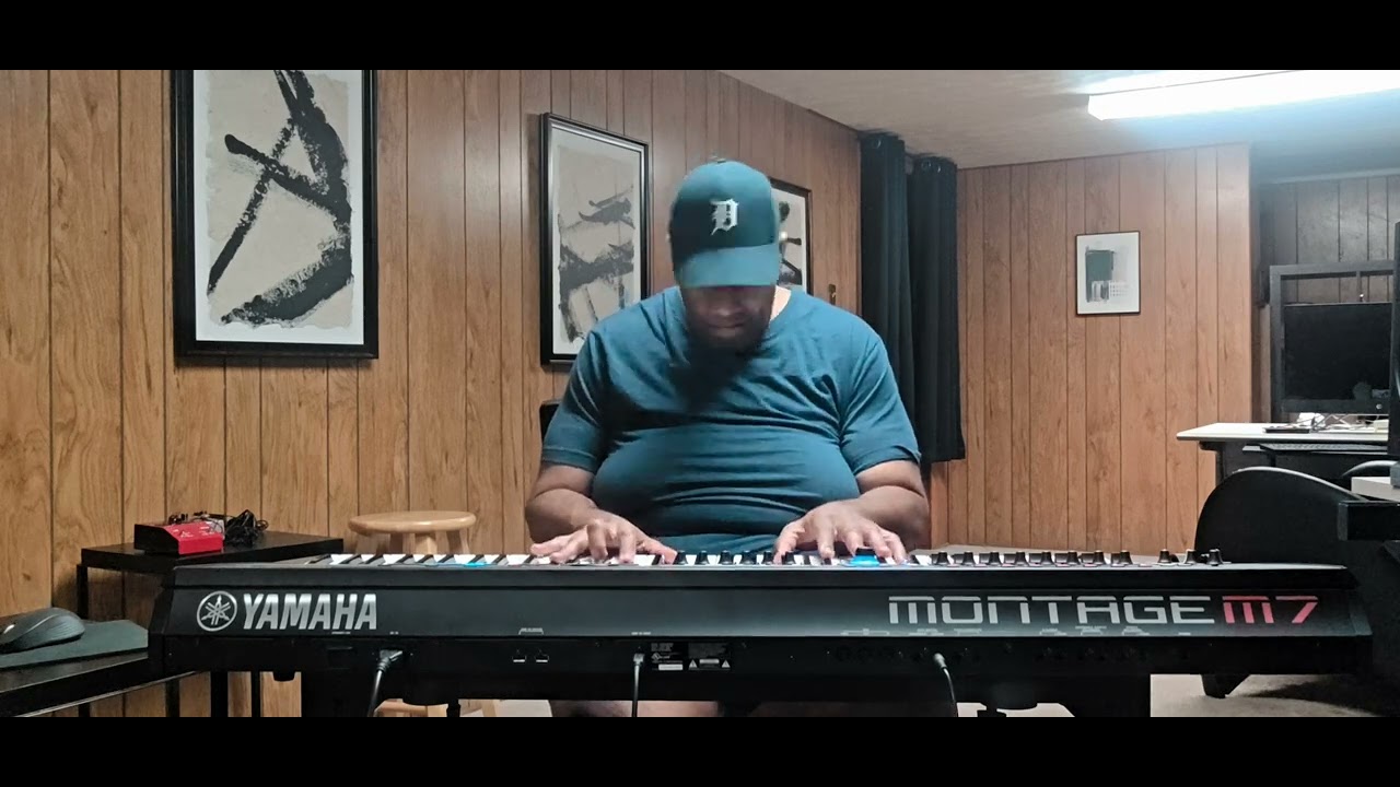 "Hopeless" (Dionne Farris) performed by Darius Witherspoon (9/22/25 ...