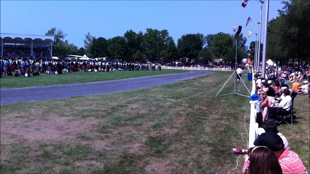 Glengarry Highland Games Opening ceremony - YouTube