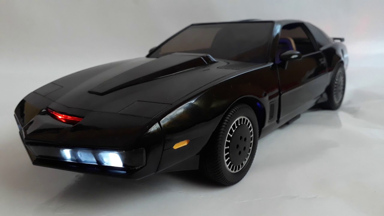 Diamond Select Knight Rider - YouTube