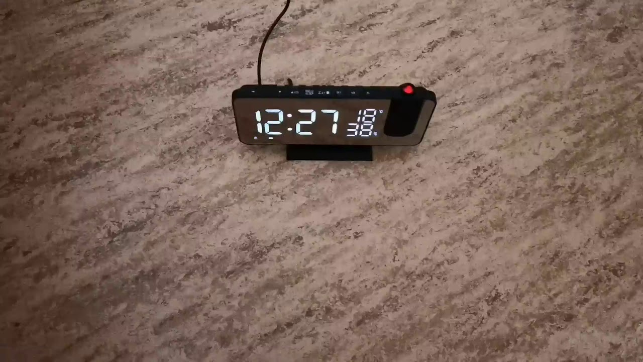 Projection Clock, Digital Clock with FM Radio, 7" LED Mirror Display ...
