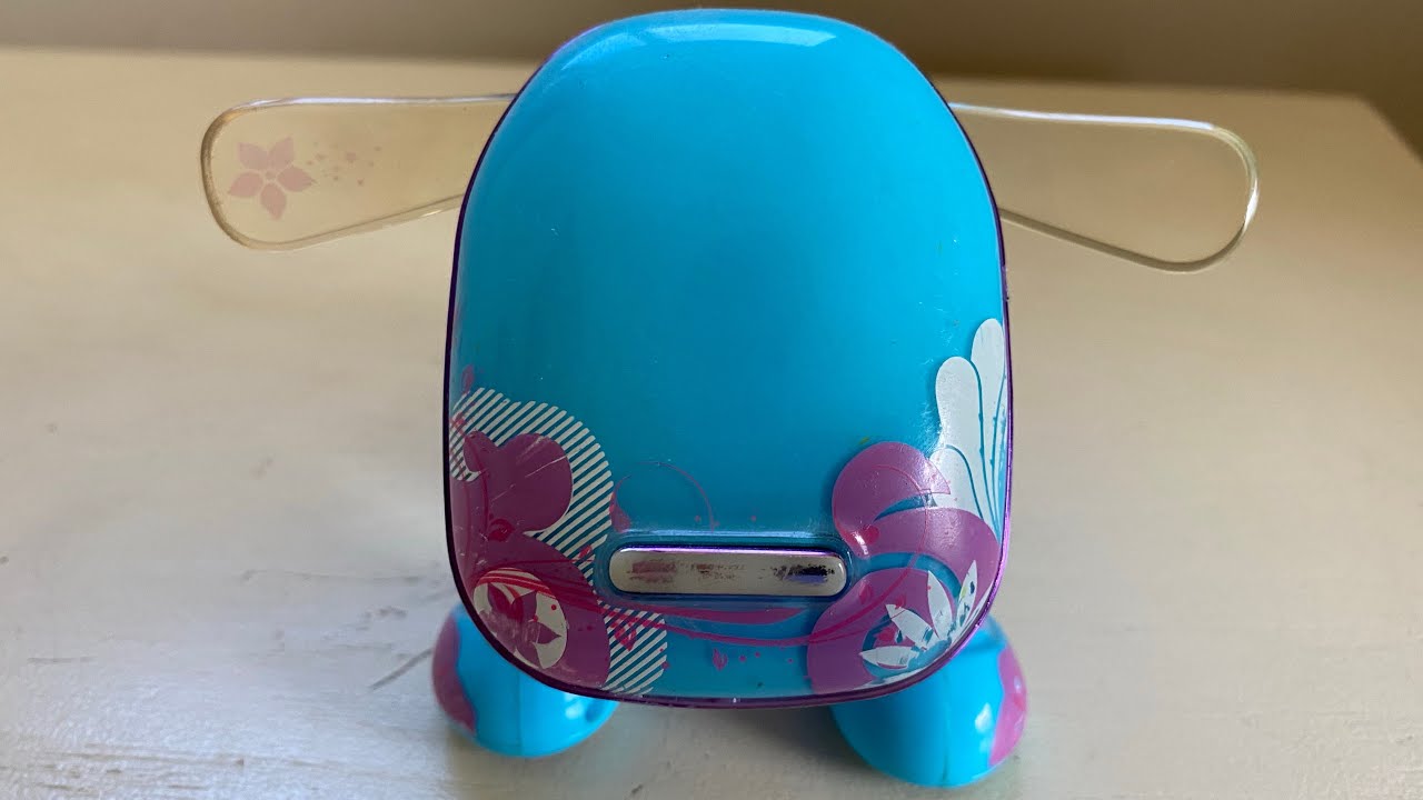 Hasbro 2007 I-Dog Amp’d | Special Edition Blue Floral Flowers - YouTube