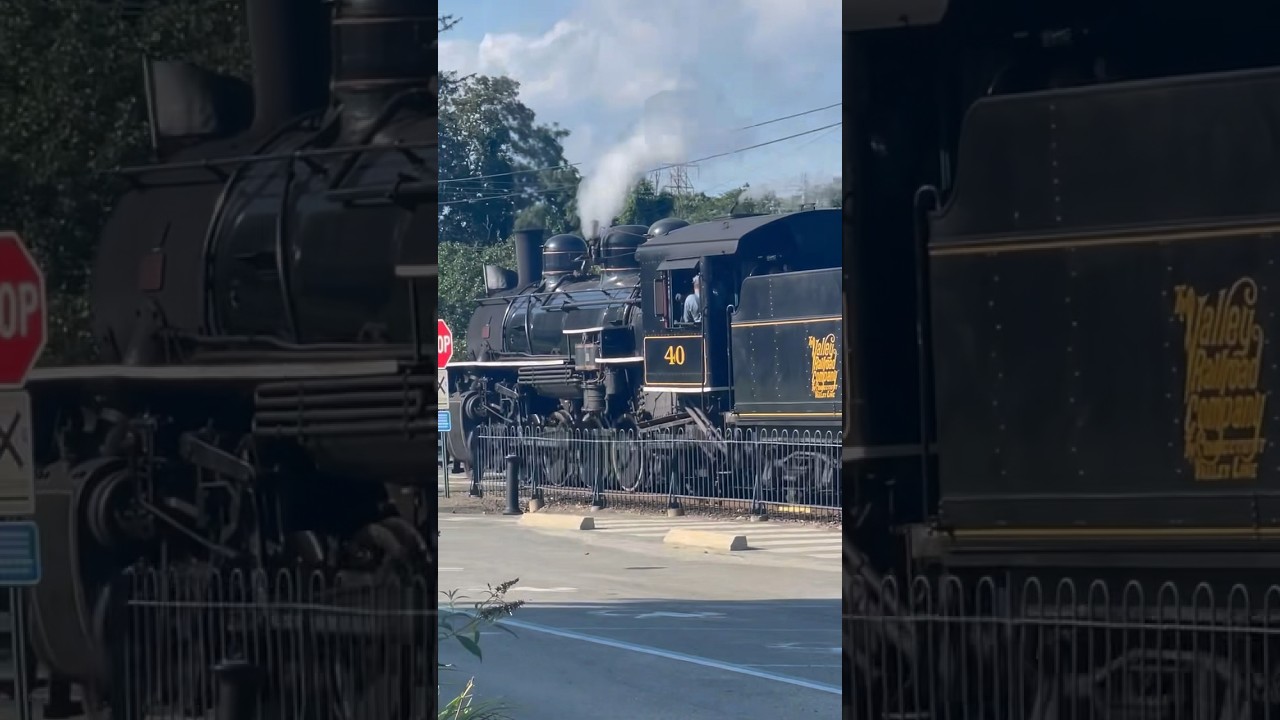 Valley Railroad #40 crossing sequence #valleyrailroad #essex #essexct # ...