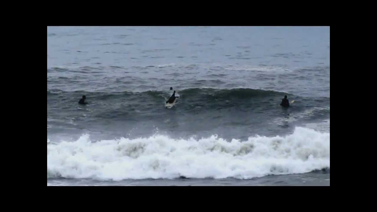 Winter Surfing at Jenness State Beach - YouTube