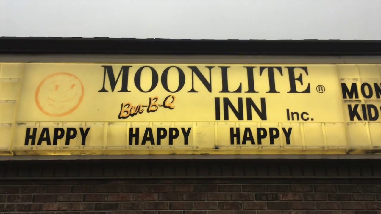 A Look Inside One of CNN's Happiest Places on Earth: Moonlite BBQ [Tri ...