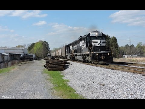 HD: NS 3369 leads NS Train A43 in Tallapoosa, GA - YouTube