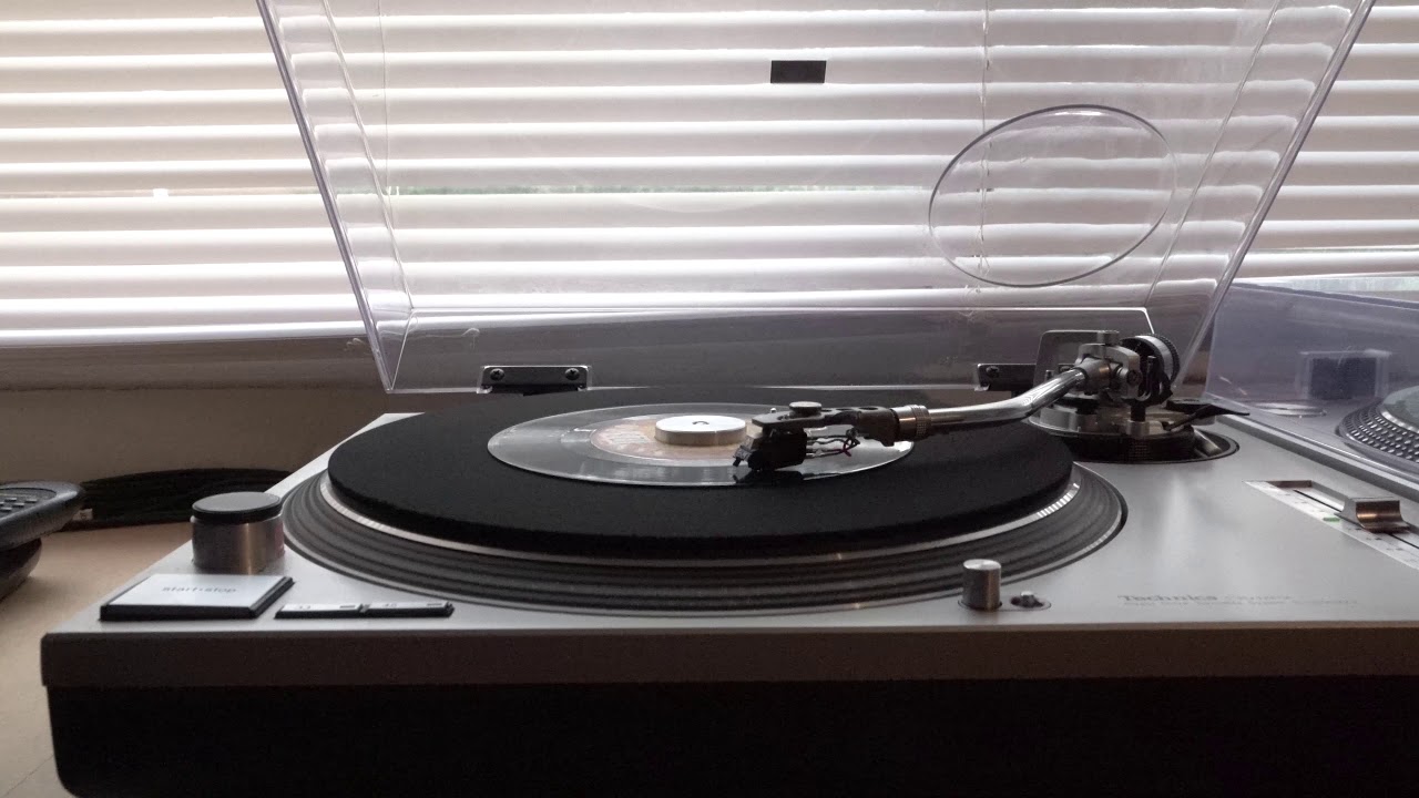 Poussez - Boogie With Me (Vinyl 45 Tours) 1979 - YouTube