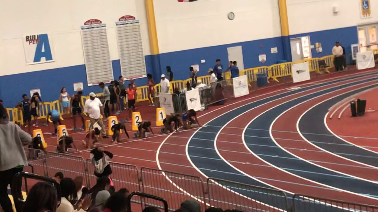Pg Novice Invitational 55m dash Finals: Demi Holt - YouTube