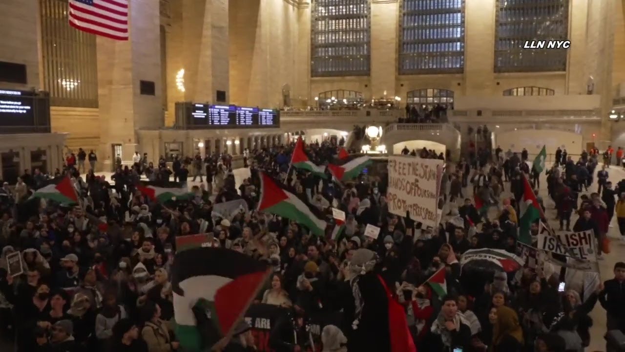 Pro-Palestine Protest in Manhattan Turns Chaotic: Clashes, Arrests, and ...