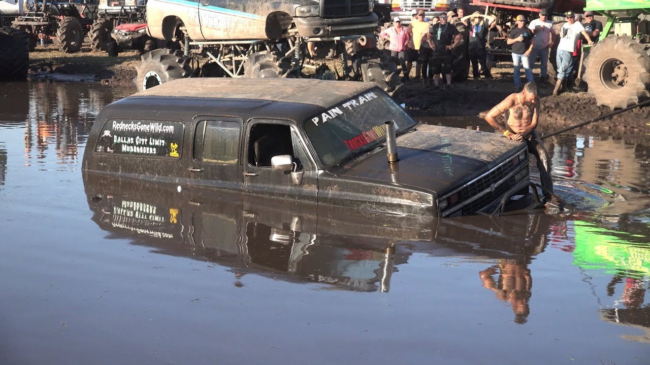 World's Best Mudding - Iron Horse Mud Ranch - YouTube