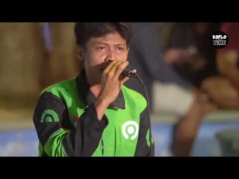 Cinta dan air mata Bang ojol
