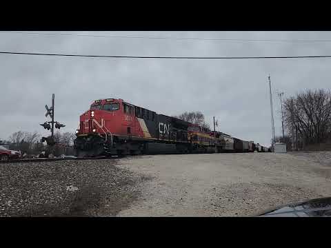 CN 3074, KCSM 4509 Southbound - YouTube