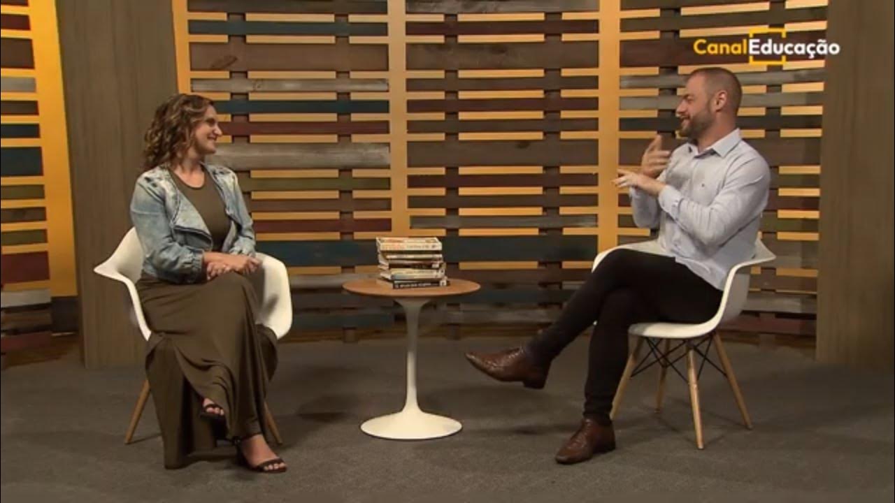 BATE-PAPO EM LIBRAS | Marcos Luchi, pesquisador - YouTube