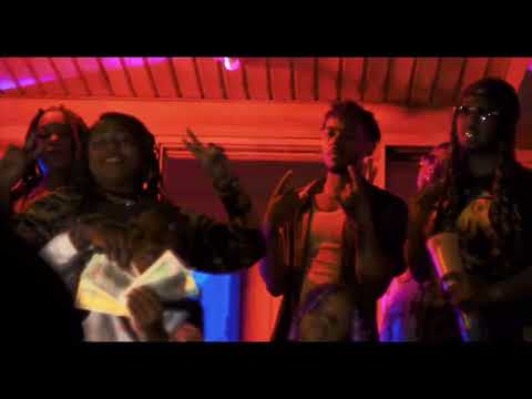 OFF THE PORCH🏠🚦 (Official Music Video)- Mia Yana ⚡️ - YouTube