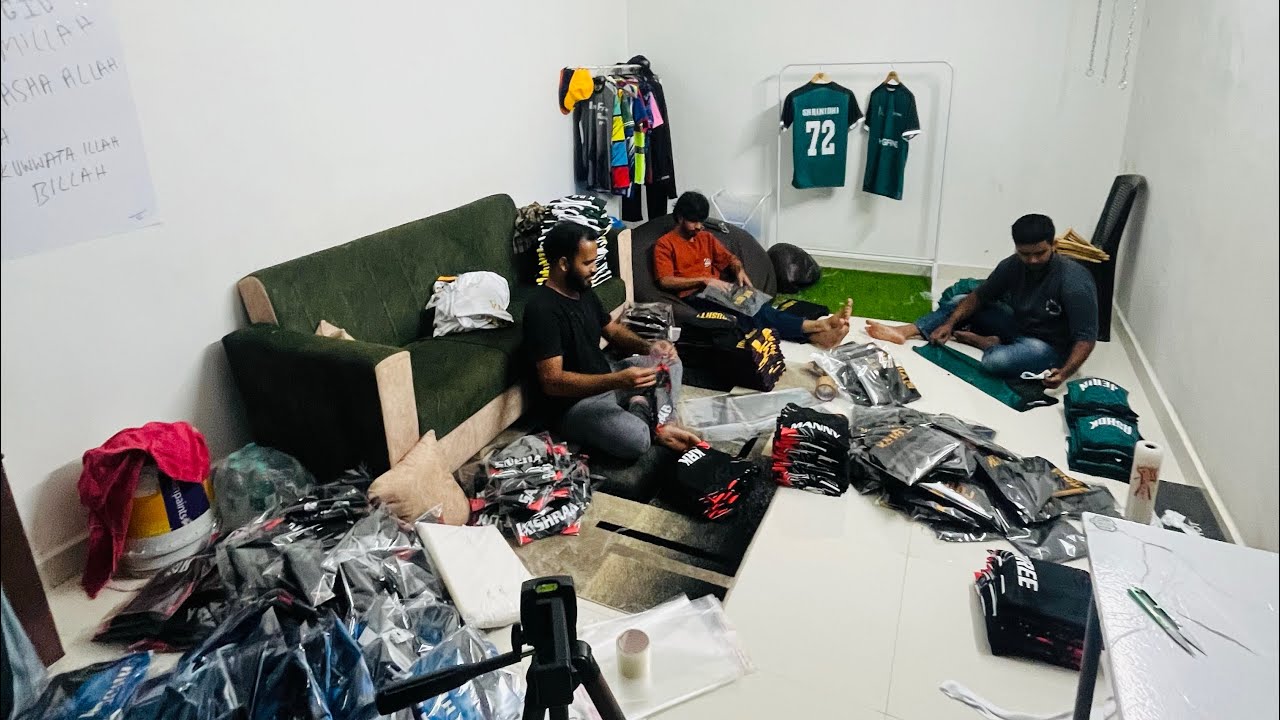 Packing scenes at Rigidcustom.fit - YouTube