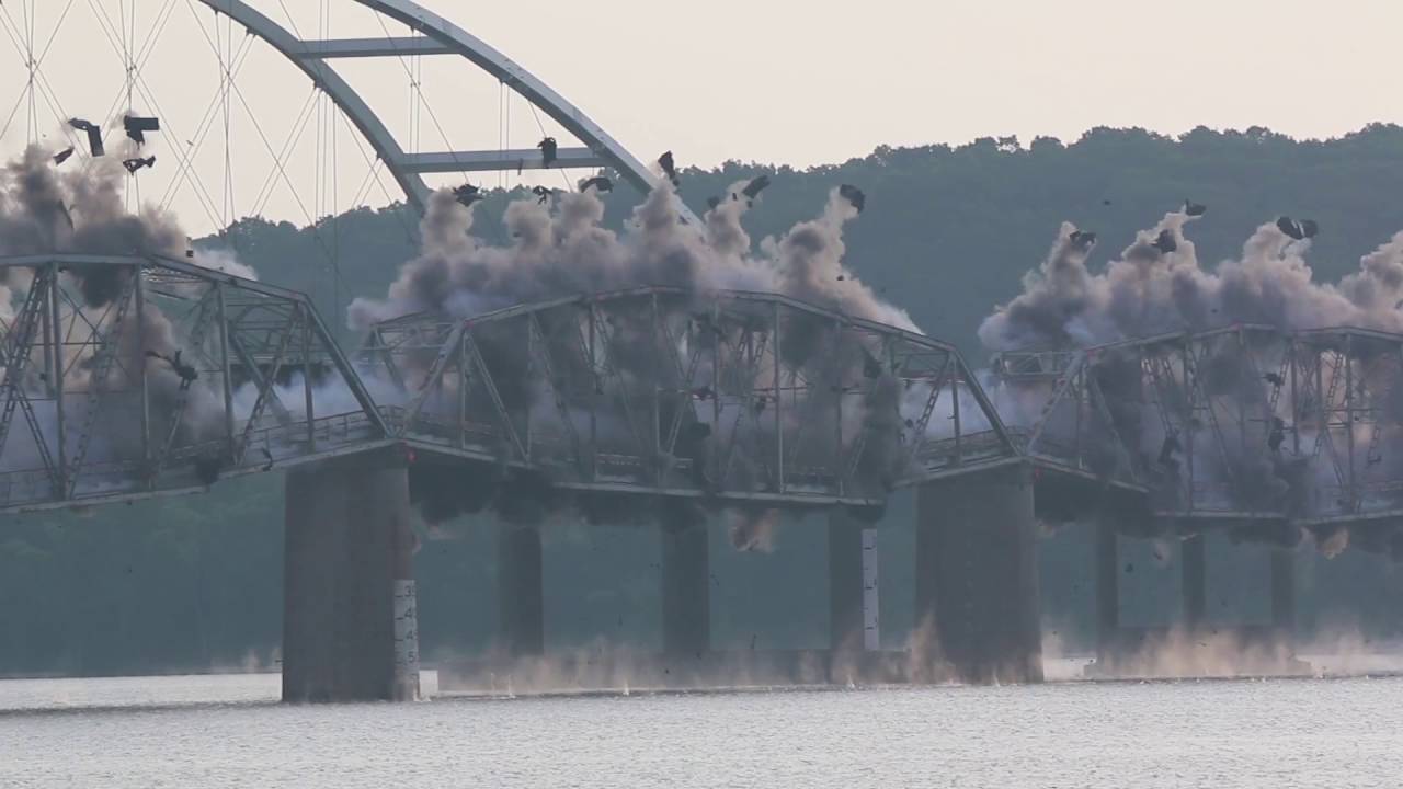 Kentucky Lake Bridge Accident How The Baltimore Bridge Collapsed After