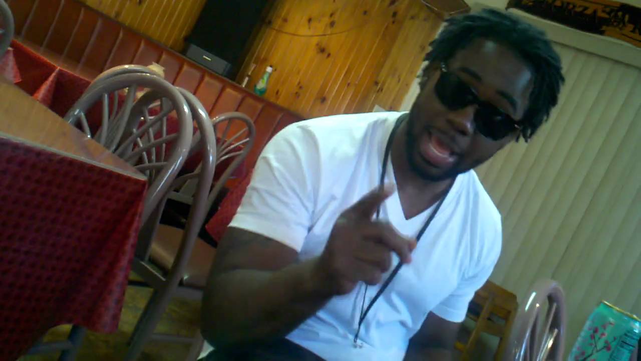 Dwayne Mckell with Ivan &Sheen at the pizza store Goofing. - YouTube