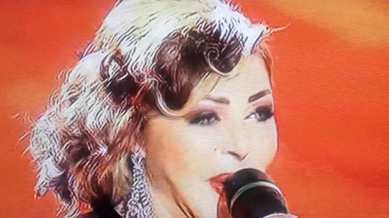 Algérie,Fella Ababsa chante Edith Piaf - YouTube