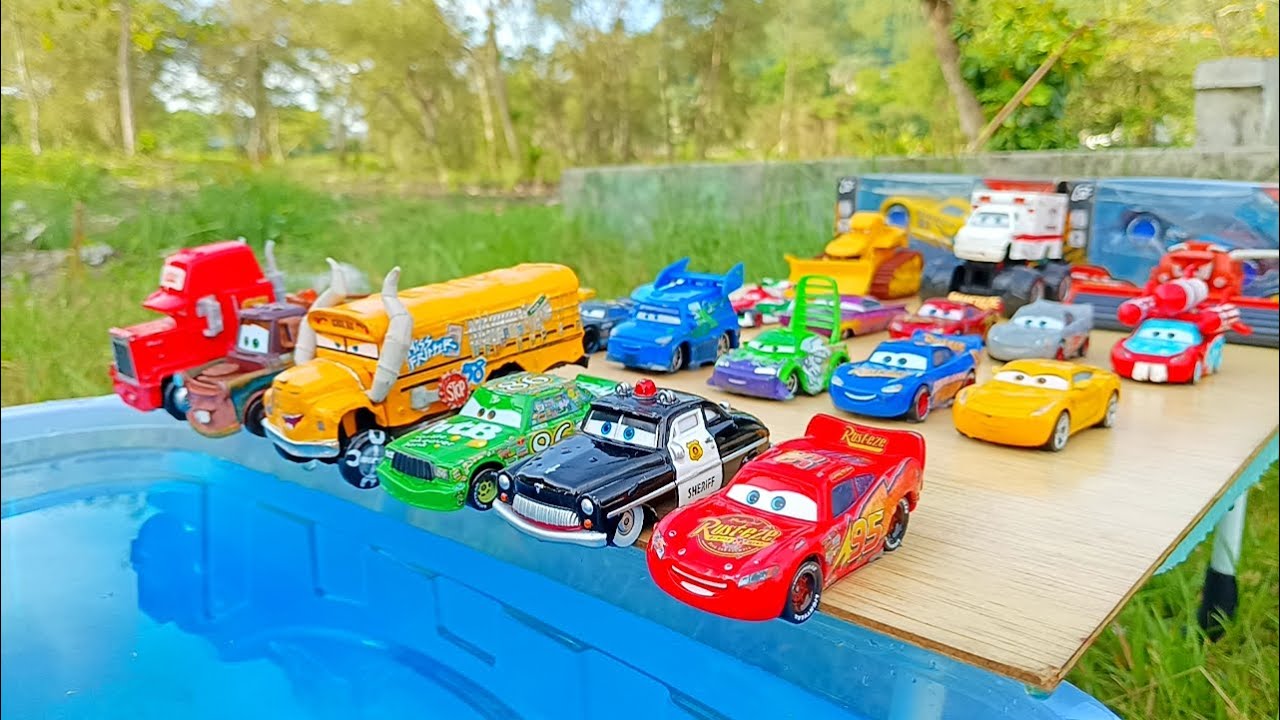 Disney cars toys slide to the blue water | lightning mcqueen toys ...