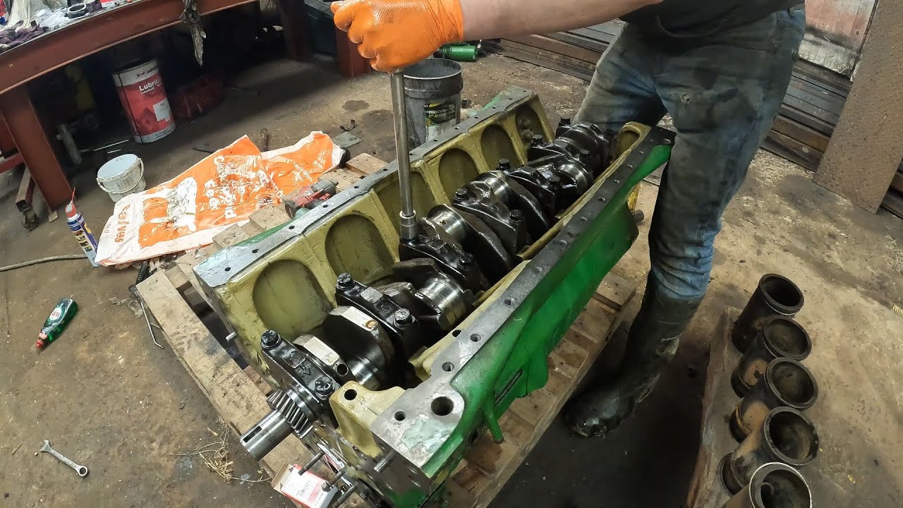 Installing new pistons and crank shaft! | John Deere engine rebuild ...