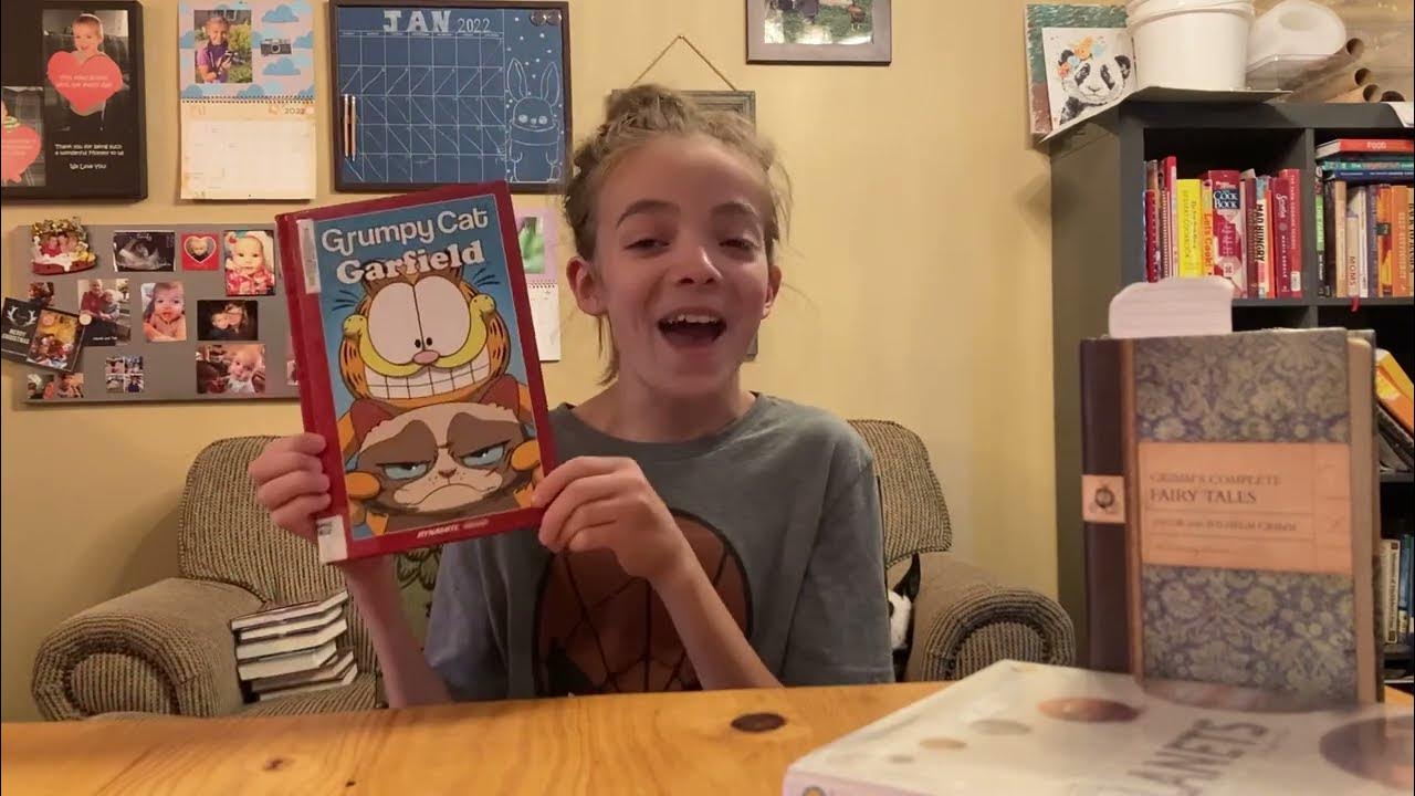 Brinkley's Book Nook - Lots of Books! - YouTube
