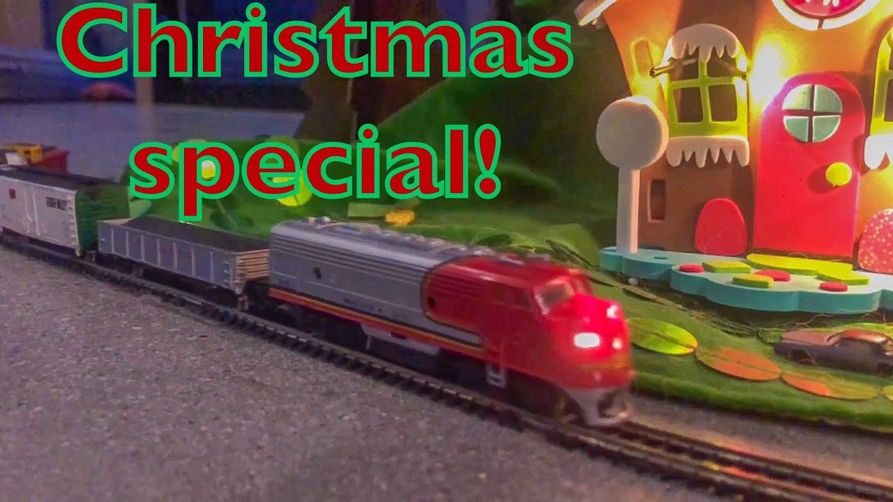Christmas special! N scale trains around the tree! 2019 - YouTube