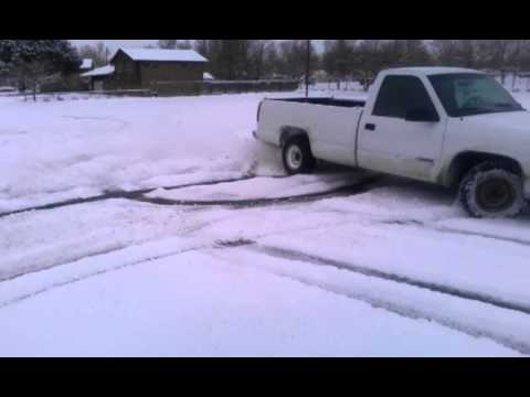 1996 chevy truck doing donuts - YouTube