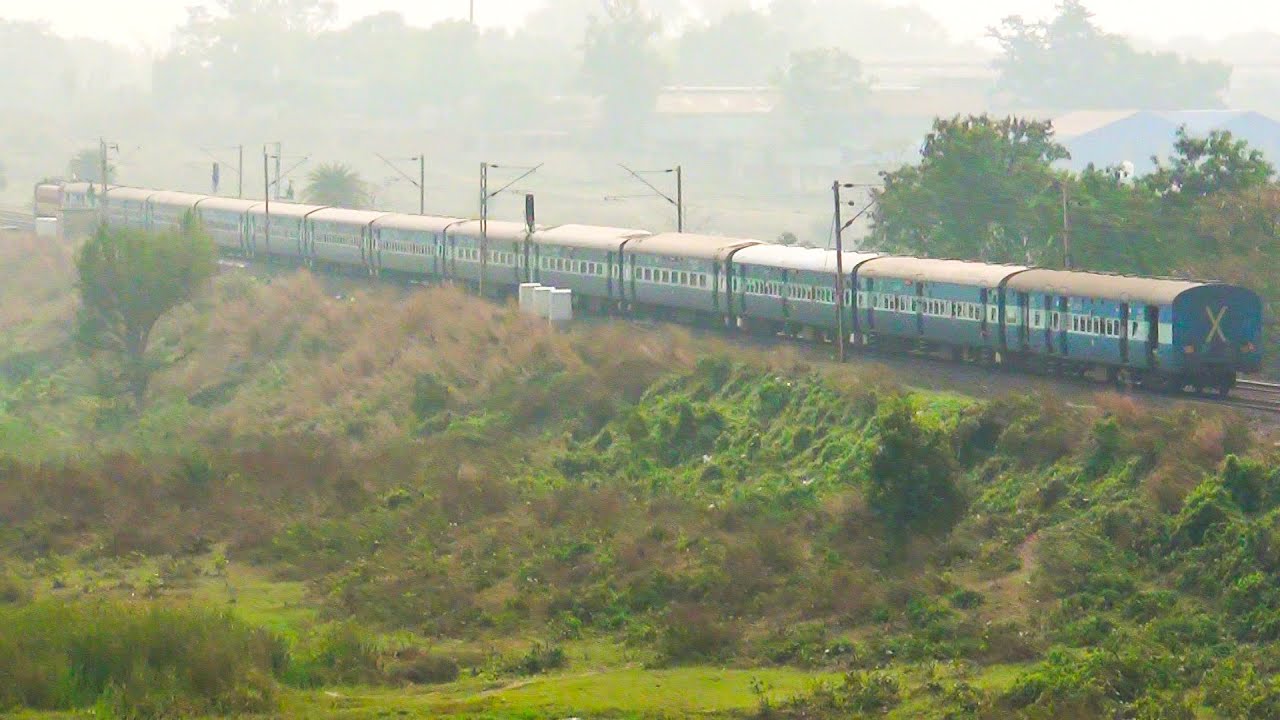 Stunning view of Alleppy Tata and Howrah SF Express: Indian Railways ...