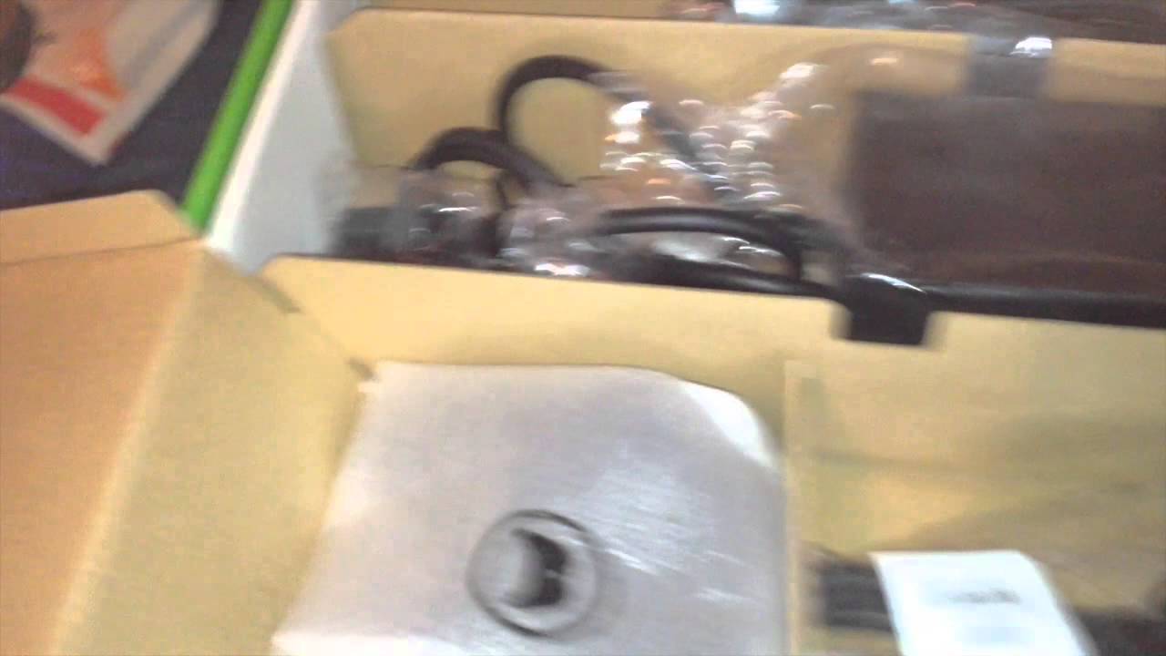 XBOX ONE unboxing (no kinect version) HD - YouTube