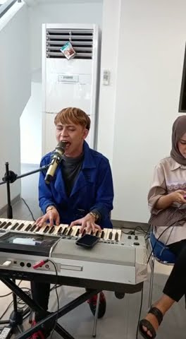 Cowok Gorontalo Bersuara Mirip Cewek, Kalau Nyanyi Merdunya kayak Diva ...