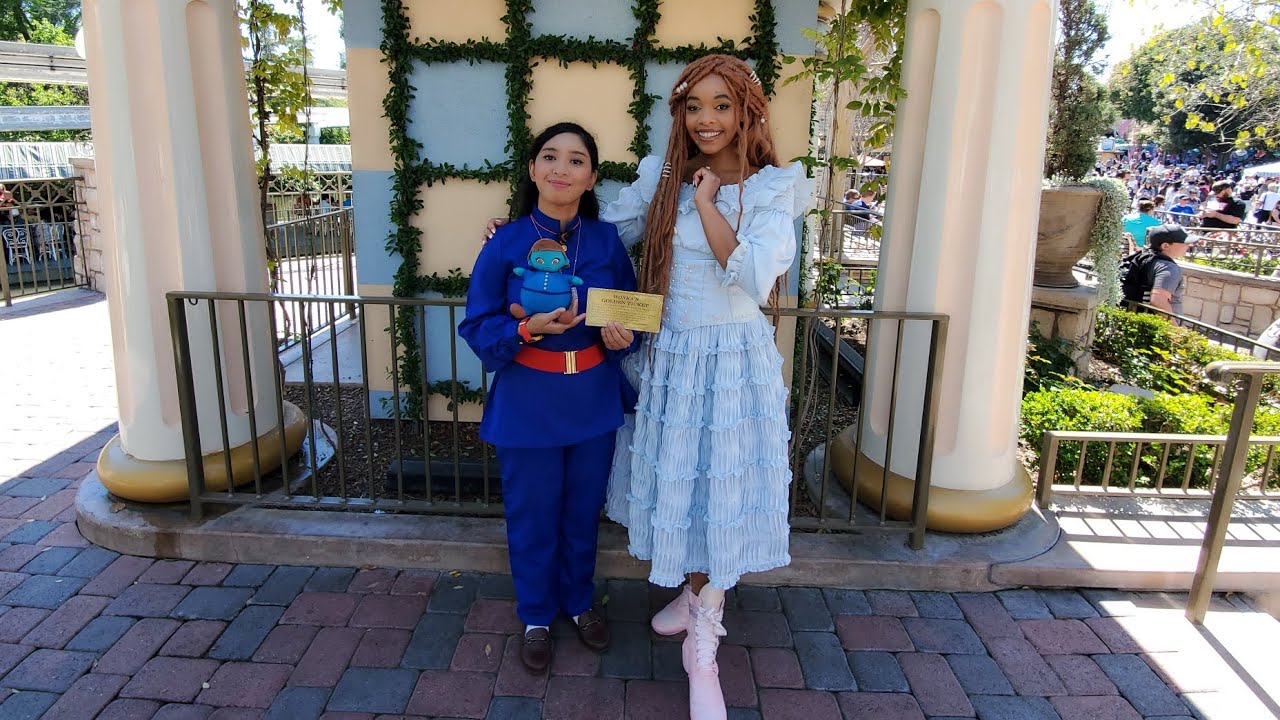I introduce inflated blueberry Violet to Halle Bailey's Ariel along ...