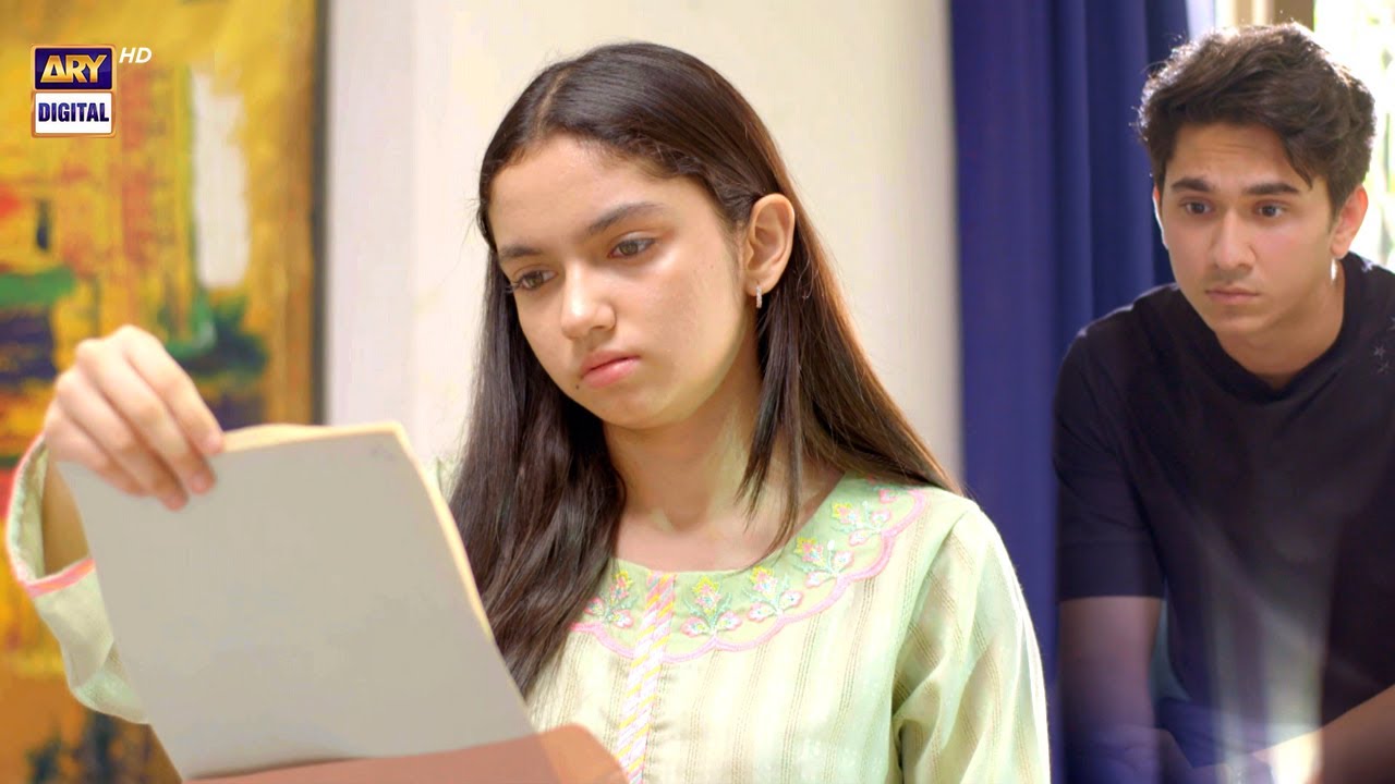 Talaq Ke Papers 😱 | Aina Asif | Samar Abbas #mayiRi - YouTube