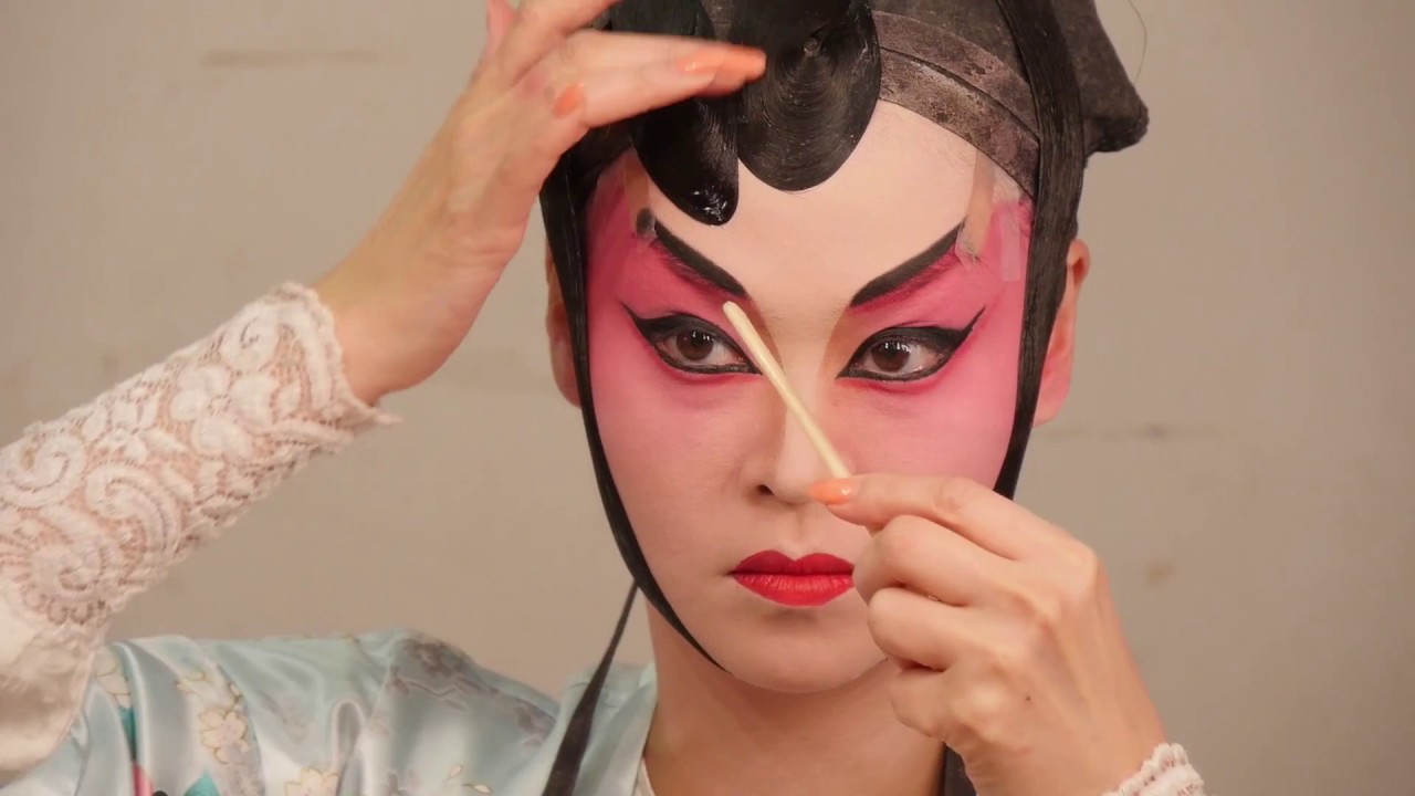 Cantonese Opera Makeup | Saubhaya Makeup