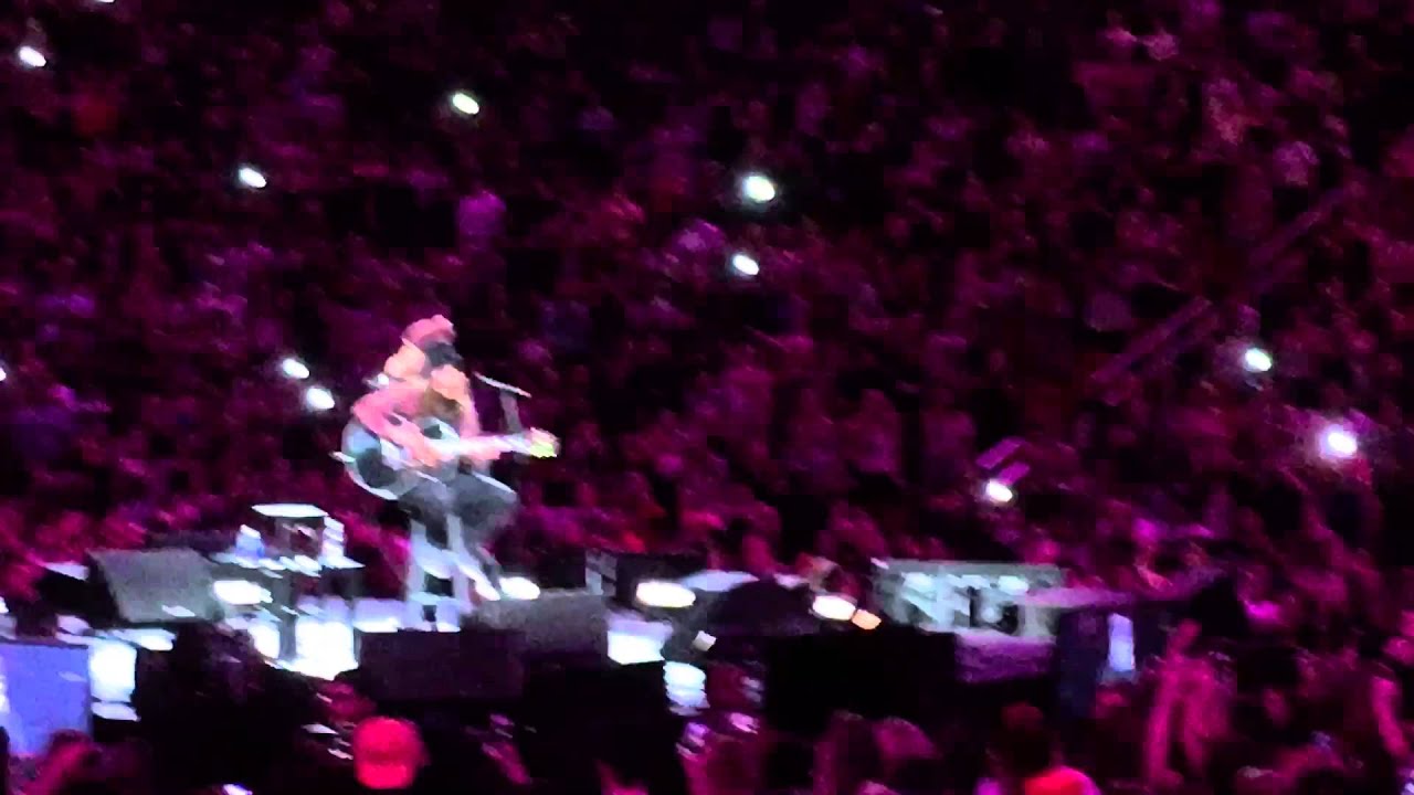 An evening with Justin Beiber at Houston Toyota Center November 19th ...