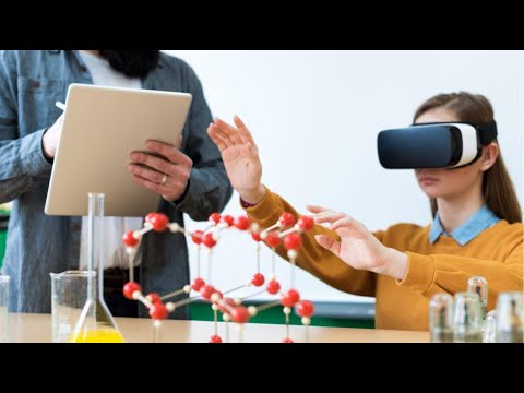 Revolutionizing Science Education with Virtual Reality (4 Minutes ...