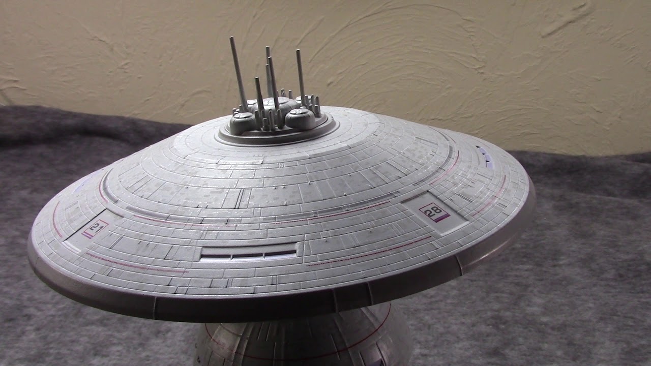 Earth Spacedock aka Starbase #1: History & Eaglemoss Review - YouTube