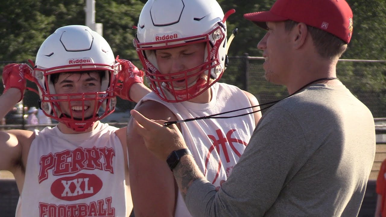 Perry looks to 'earn it' in Division V - YouTube
