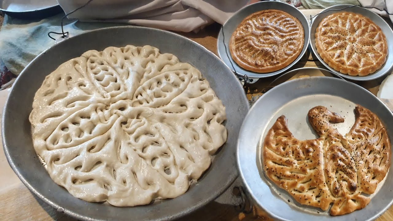 Making Designed Afghani Tandori Bread | How to cook Afghani Roti - YouTube