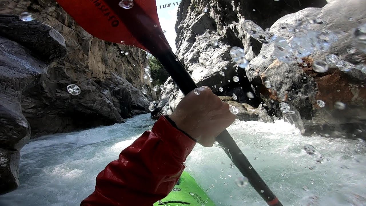 kayaking the river Guil gorges - YouTube