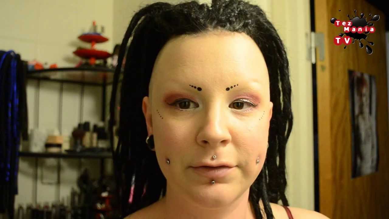 How I change my facial piercings (requested) - YouTube