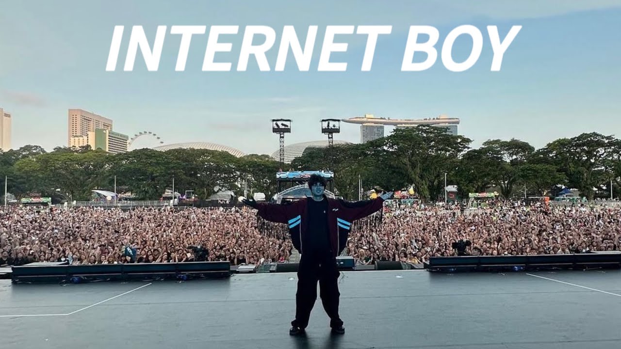 Warren Hue -INTERNET BOY Lyrics video - YouTube