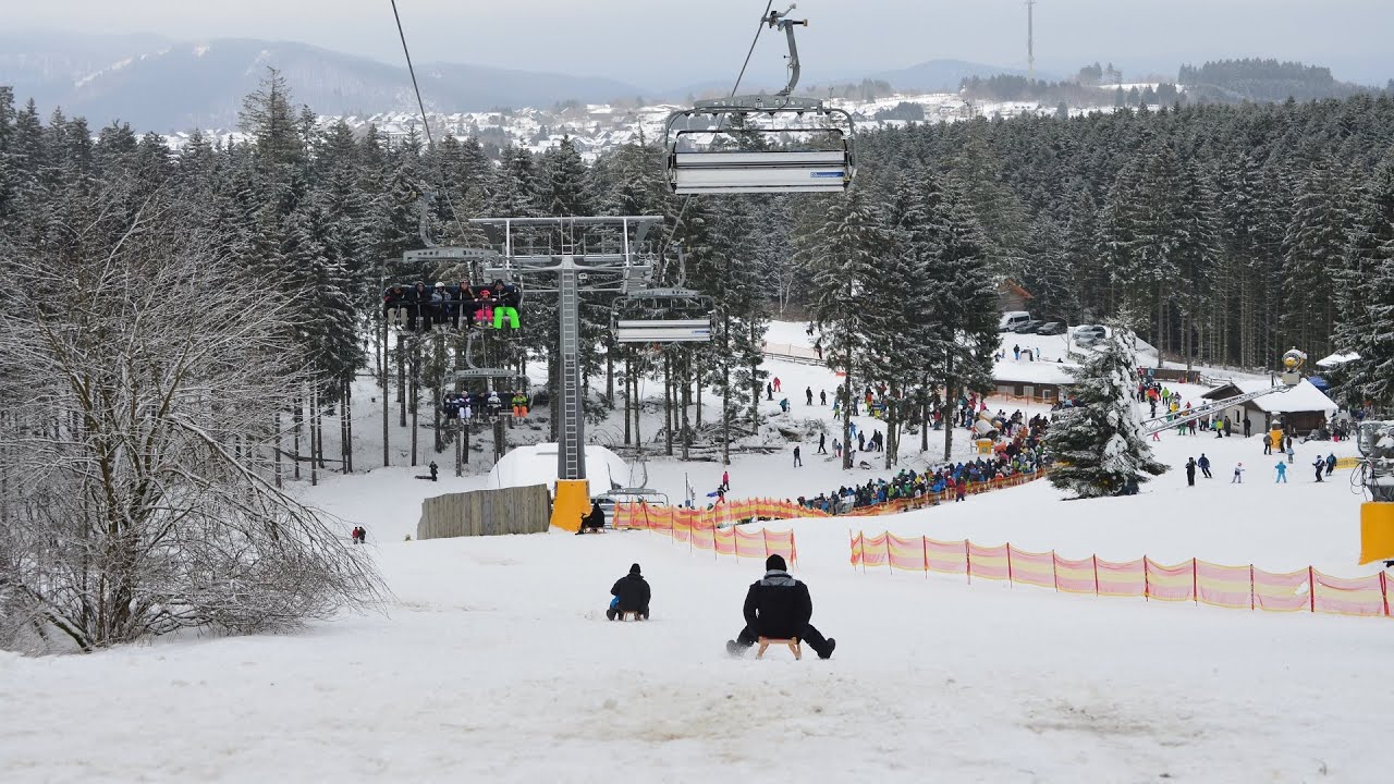 Extreme Freestyle Rodeln in Winterberg - YouTube
