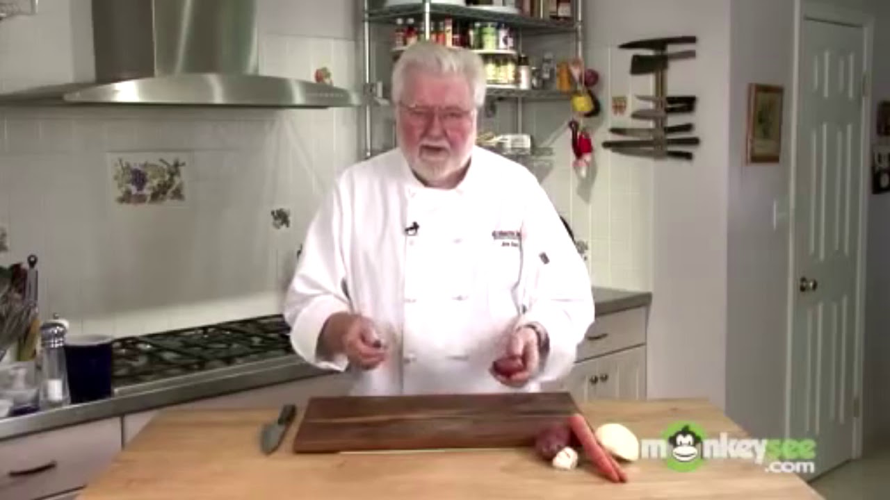 MEME 1 - How to peel potato's (me be like) - YouTube