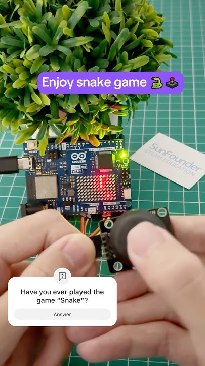 The classic Snake game from your old Nokia phone on the @Arduino UNO R4 WiFi’s onboard LED ...